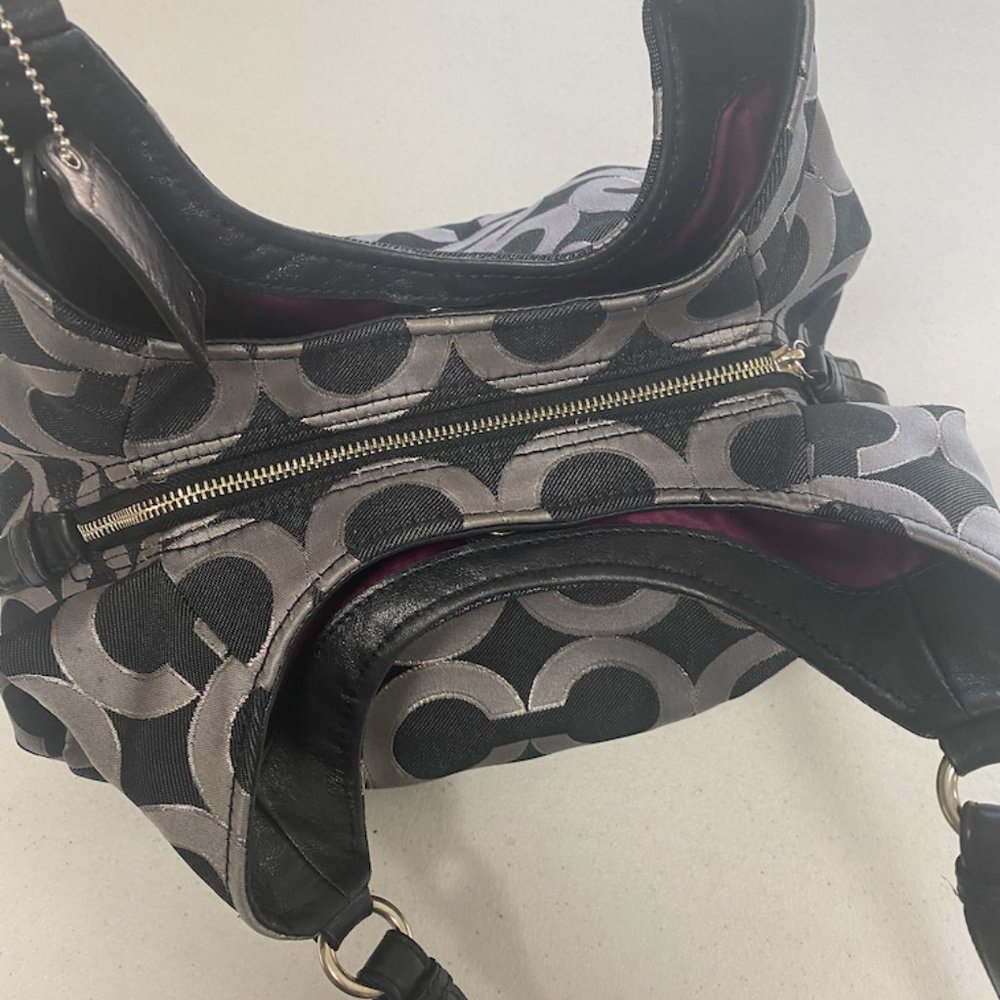 Coach Maggie Mia Signature Canvas Silver Black Gray - Gem